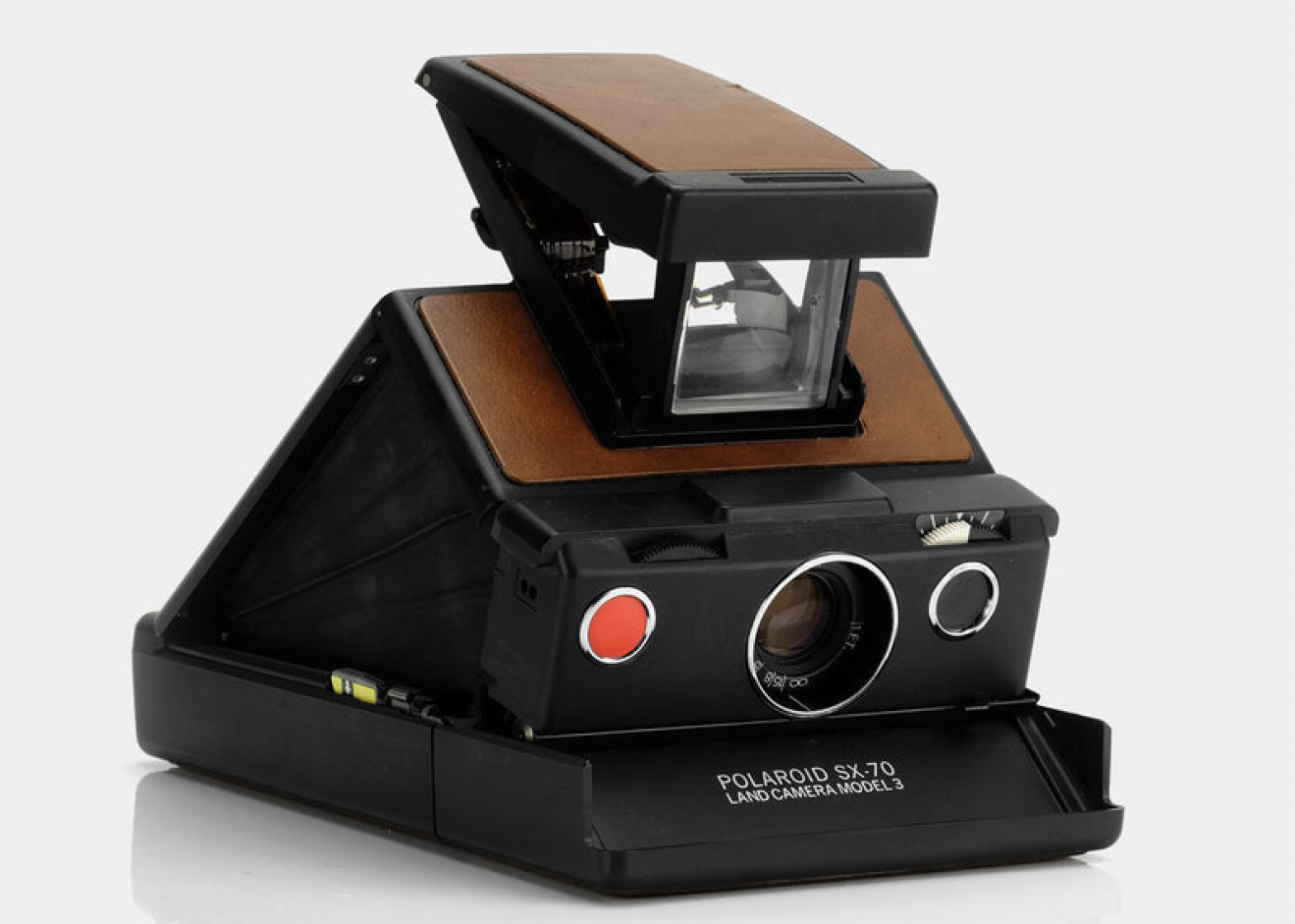 The Polaroid SX-70: a Design Legend - Gadget Advisor