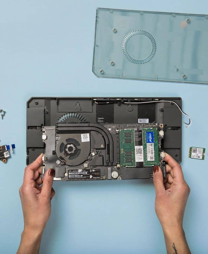 Convert your old Framework laptop into a mini PC - Gadget Advisor