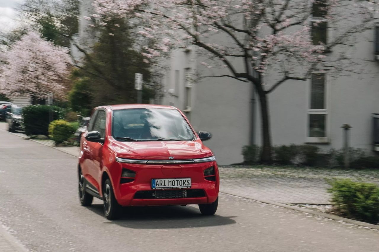 Ari Motors presents a very small delivery van - Gadget Advisor