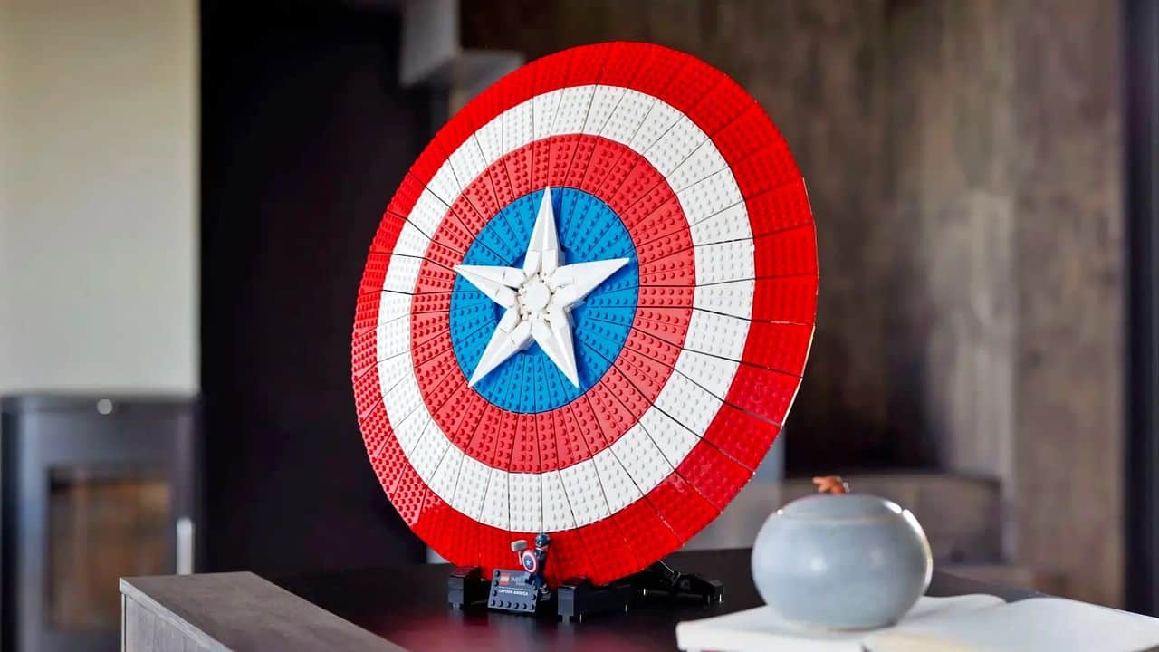Lego releases Captain America's shield as a building set - Gadget Advisor