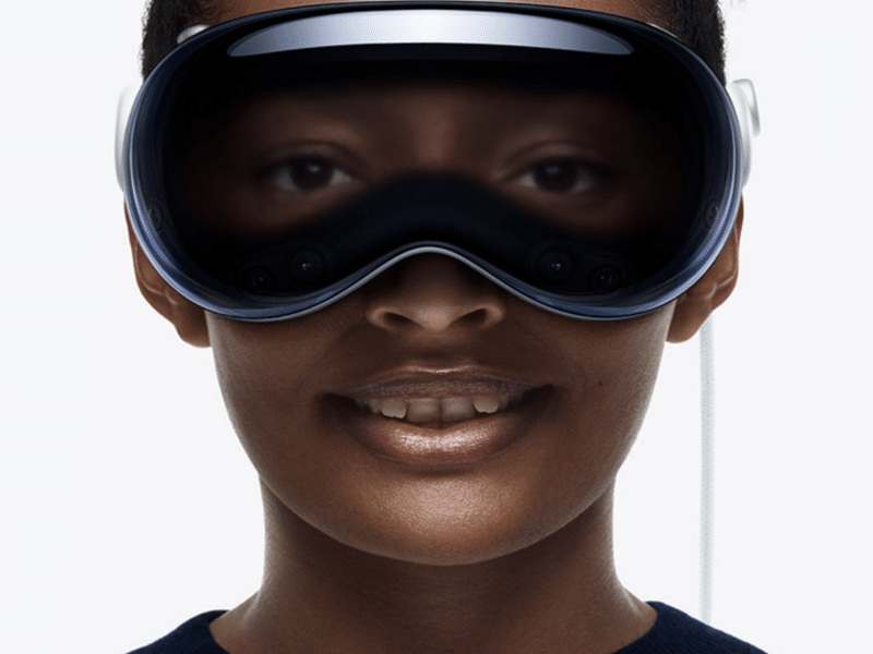 Bigscreen showcases the Beyond VR headset - Gadget Advisor