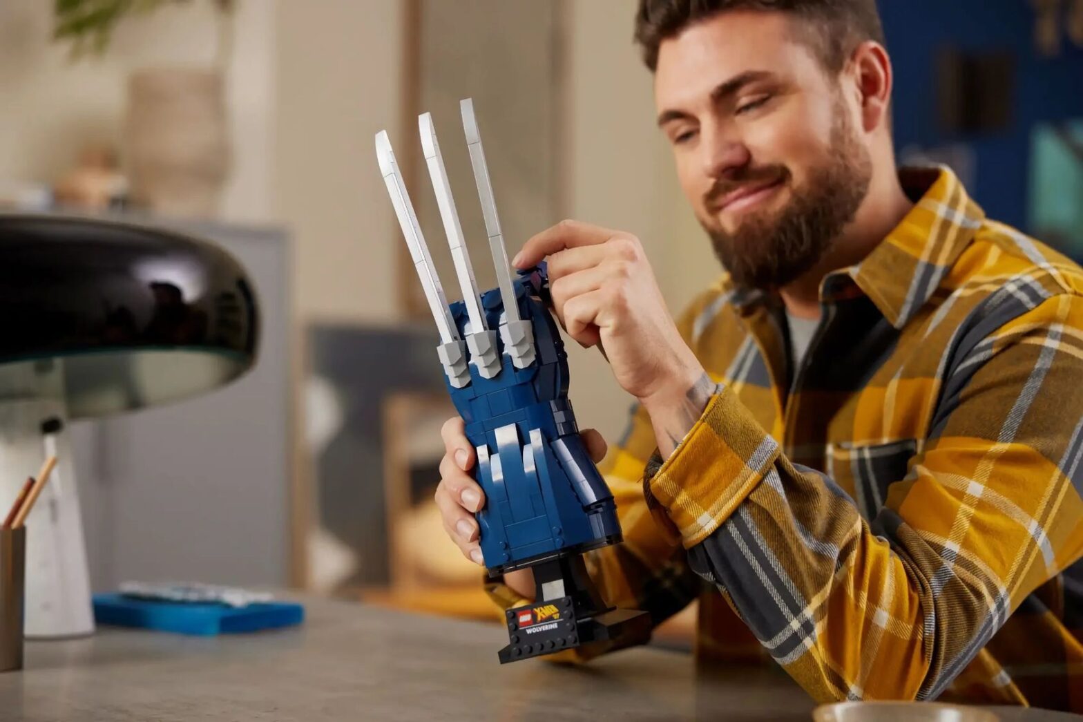 Soon you can build Wolverine's claws in Lego - Gadget Advisor