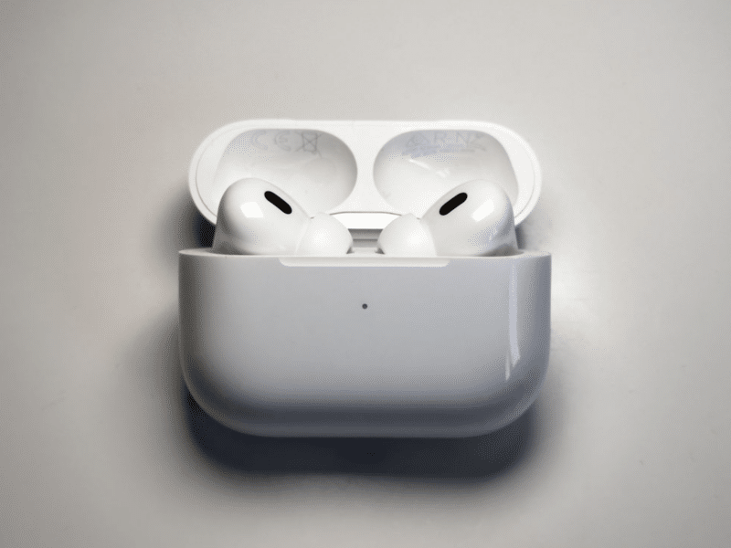 The Design Philosophy behind Apple's AirPods: A Deep Dive - Gadget Advisor